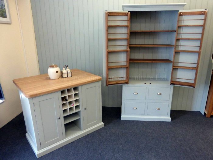 Painted 4ft x 3ft kitchen Island Edmunds & Clarke Furniture