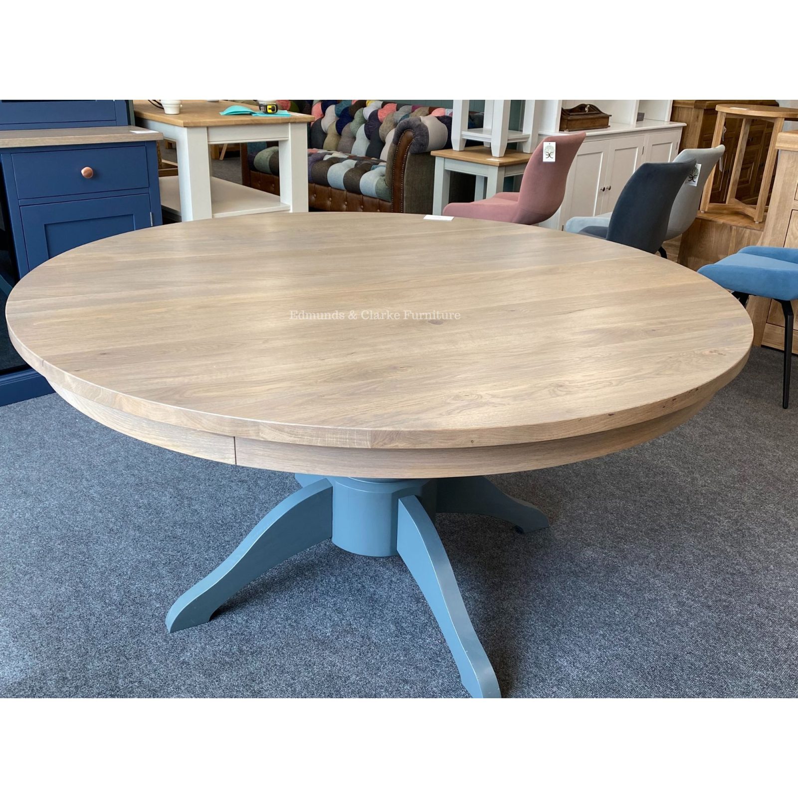 Edmunds Bespoke Super Round Pedestal Dining Table - 5ft - Edmunds and ...